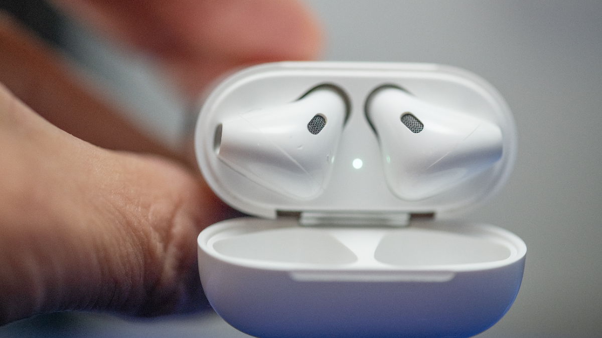 8 Important Wireless Earbuds Features to Consider